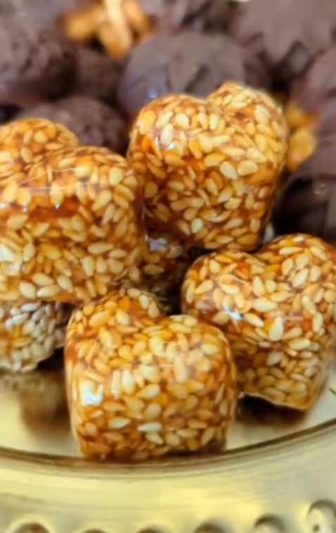 Sesame / Peanuts Chocolate Covered Snacks – Gluten-Mania